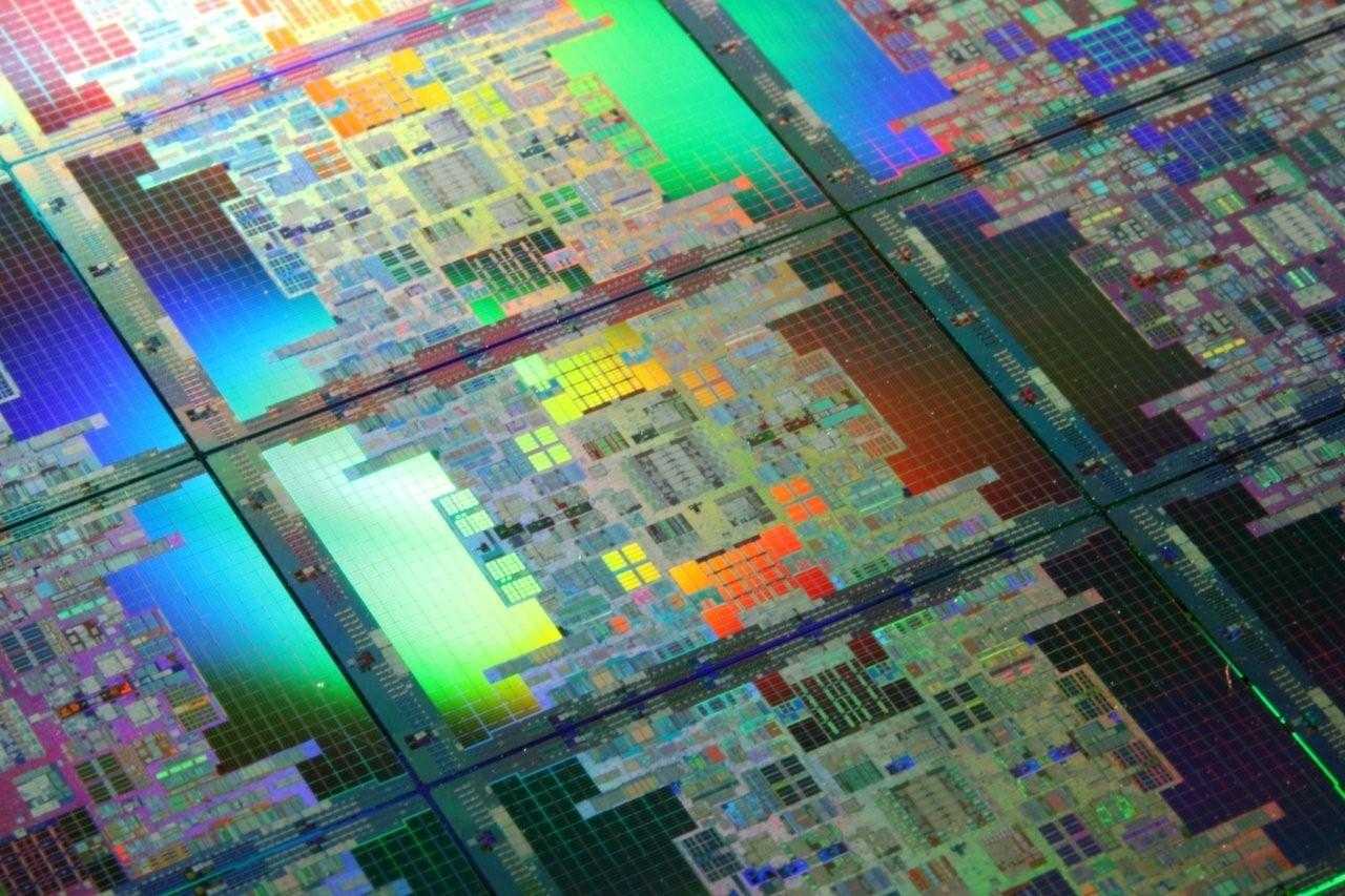 Последний Itanium. Intel прекращает выпуск процессора 9700 "Kittson"